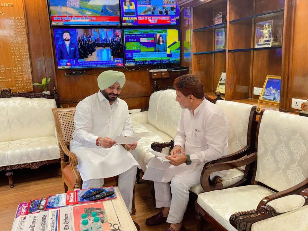 Rajya Sabha MP Subhash Barala meets Union MoS for Railways Ravneet ...